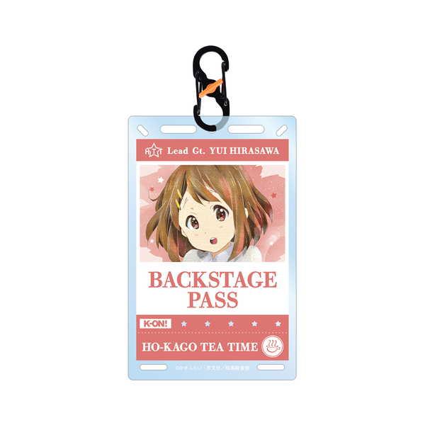 【発売日：2026年05月31日】メール便配送商品 「けいおん！」より、Ani-Art aqua label カラビナ付きカード型アクリルキーホルダーの登場です。平沢 唯のイラストを新たなタッチで魅力的に表現し、バックステージパス風のカラビ...