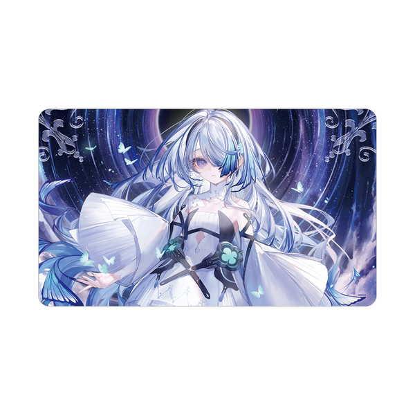 【発売日：2026年03月31日】宅配便配送商品 「CHUNITHM X-VERSE」より、マルチデスクマットの登場です。Oracleの楽曲ジャケットイラストをマルチデスクマットに仕上げました。デスクに敷いたり、お部屋に飾ったり、キャラクタ...