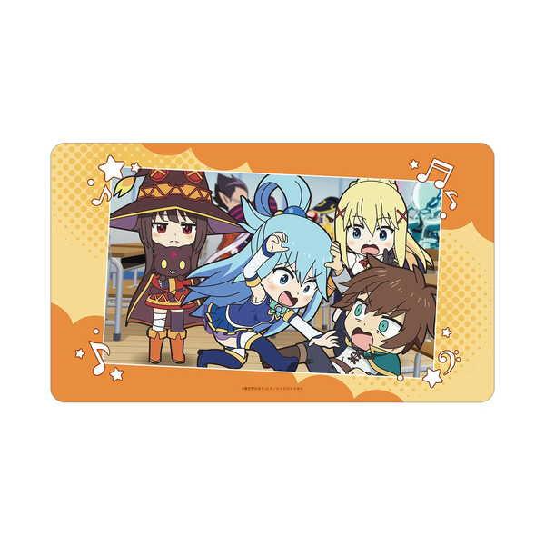 【発売日：2026年07月31日】宅配便配送商品 「異世界かるてっと3」より、マルチデスクマットの登場です。オープニング映像の印象的なシーンをマルチデスクマットに仕上げました。デスクに敷いたり、お部屋に飾ったり、キャラクターとの日常をお楽し...