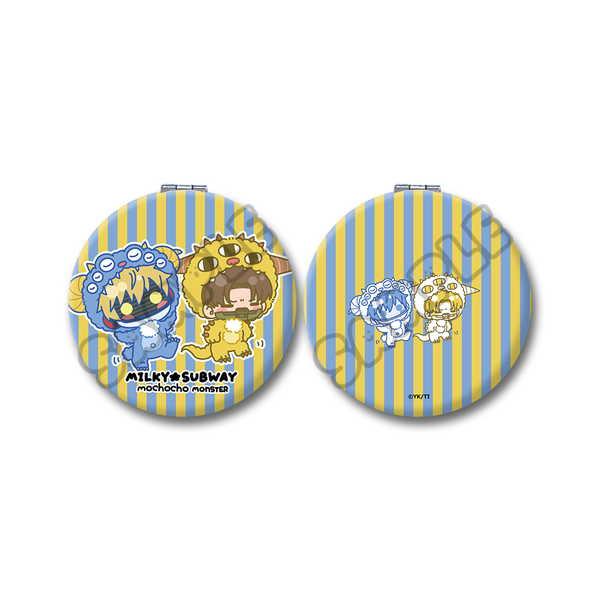 【発売日：2026年10月31日】メール便配送商品 「銀河特急 ミルキー☆サブウェイ」より、持ち運びがしやすい、手の平サイズの折り畳みミラーの登場です。ミラーが2つあり、片方が望遠となっています。【サイズ】 直径約72mm×厚み9mm【素材...