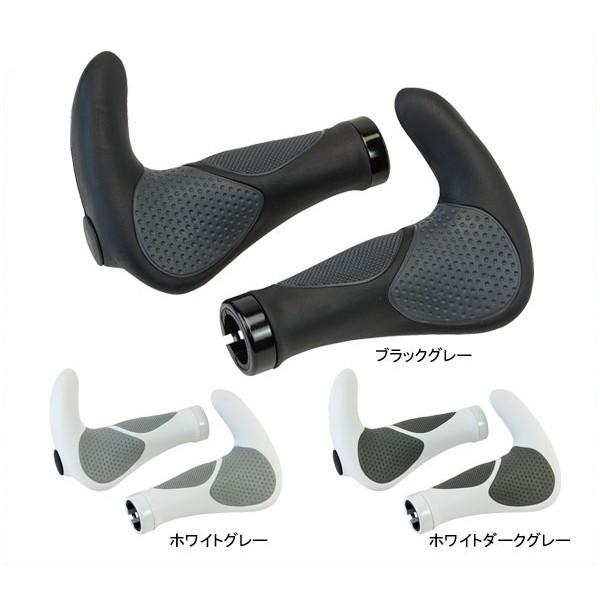 手のひらとの接触面積を大きくとった、バーエンド一体型のエルゴノミック形状グリップ。グリップ内側のロックリングとバーエンド一体型ロックリングでハンドルバーに固定します。■ クラトンラバー + ゲルインナー■ オープン エンド■ アルミ合金 ロ...