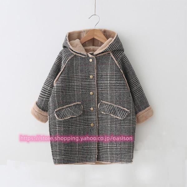 【品名】: キッズラシャコート（女の子）【素材】: 表地：ポリエステル裏地：ポリエステル【ご注意】※サイズ詳細は素人採寸ですので、若干の誤差がある場合がございます。ご了承下さいませ。※縫製から余分な糸が出てることがあり、お客様で切って頂く様...