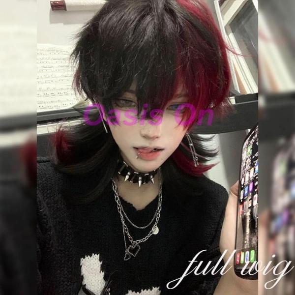 [ セット内容 ]ウィッグ/ヘアネット【※こちらの商品は、個人差等ございますので、商品ご到着後、お客様ご自身より手くしやカット等多少の調節が必要な場合もございます。】「記載のないアクセサリー　小物等は付属しません」[ カラー ]レッド[ 素...