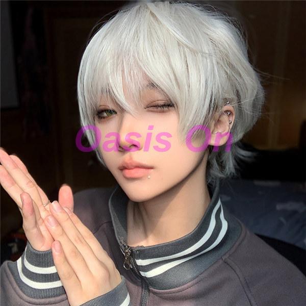 [ セット内容 ]ウィッグ【※こちらの商品は、個人差等ございますので、商品ご到着後、お客様ご自身より手くしやカット等多少の調節が必要な場合もございます。】「記載のないアクセサリー　小物等は付属しません」[ カラー ]シルバー[ 素材 ]高温...