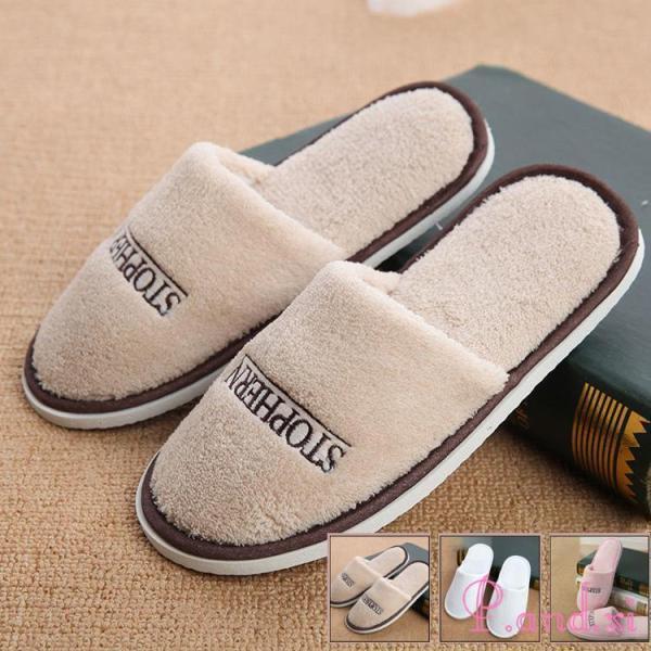 【品名】：使い捨てスリッパ【素材】: コットン 【カラー】：全3色【サイズ】: 32【生産地】：中国検索ワード：スリッパ 使い捨て 業務用 厚手 軽量 使い捨て スリッパ 入院 介護 アメニティ 簡易スリッパ 清潔 便利 軽量 出張 使い捨...