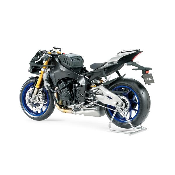 タミヤ 1/12 オートバイシリーズ No.133 ヤマハ YZF-R1M プラモデル 14133 ・1/12スケール未塗装プラスチック組み立てキット・お客様の性別: male・エンジン、スイングアーム、フロントフォーク、サイドカウルは、フ...