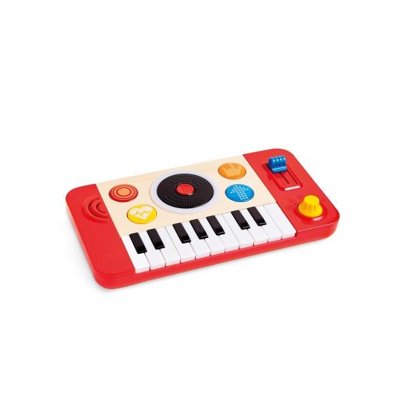 Hape(ハペ) リズミカルDJスタジオ E0621 1歳~ ・世界60か国以上で愛される知育玩具、ハペのおもちゃ・円盤をくるくる回すと出るスクラッチ音や色々なエフェクトでおうちでDJ気分を楽しめます。・単3電池3本使用（別売)