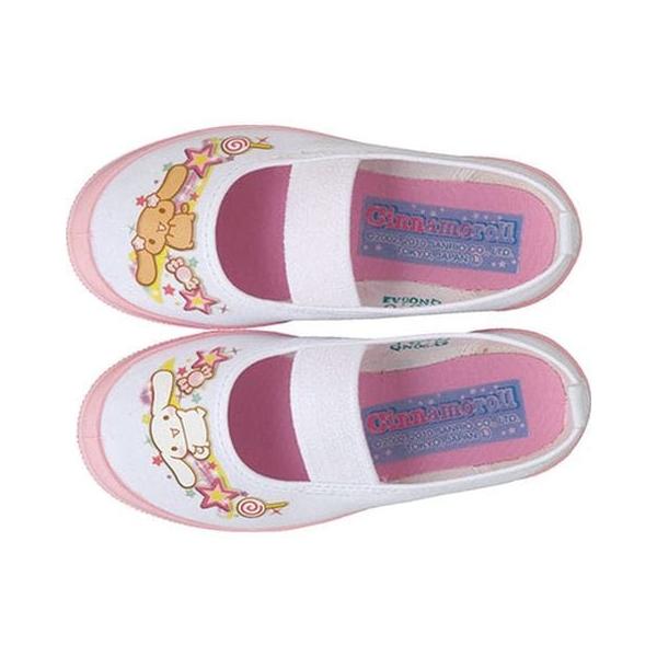 サンリオの人気キャラクター、シナモロールのバレーシューズ。丈夫で仕上げのきれいな日本製です。■商品名：シナモロールS03■色：ピンク■サイズ:標準サイズです。■ワイズ：EE■素材：アッパー/キャンバス、ソール/PVC