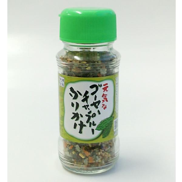 ゴーヤーには、天然のビタミンCが含まれています。チャンプルーとは「混ぜる」と言う意味で、野菜や豚肉などを一緒に炒めたものです。温かいごはんにかけたり、おにぎりにしてお召し上がり下さい。