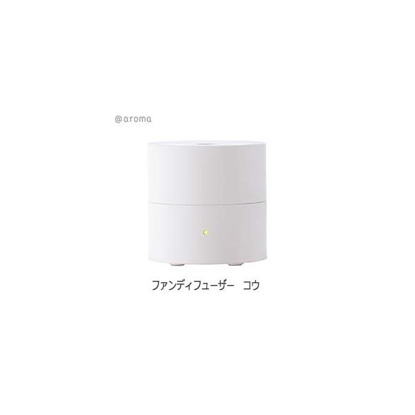 身近な空間を香りで満たす、手軽に使えるコンパクトなファンディフューザー(全2色)【特徴】・操作は電源スイッチのオン・オフだけ・ファンの動作音がとても静か・お手入れはパッドの交換のみというお手軽さ・電池と電源ケーブルの使い分けができるので、オ...