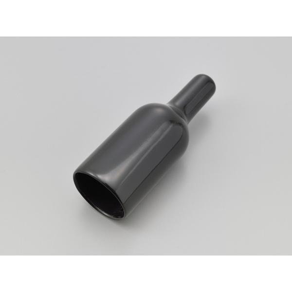 ハーネス類の処理などに使える目隠し用樹脂カバーブーツ・ベーツタイプヘッドライトに交換した際の、ヘッドライトからはみ出すハーネス類の処理などに使える目隠し用樹脂カバーブーツ。・Sサイズ：φ8×φ22×φ70）※250型コネクター4極1個収納可...