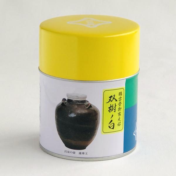 ほど良い苦味と旨味、飲み干した後の爽やかな後味が特徴で、姫路城に西側にある庭園「好古園」内の茶室『双樹庵』で使われているお抹茶です。双樹庵を訪れた多くの外国人の方からも好評をいただいています。100gで、約50杯分です。たくさんご使用になら...
