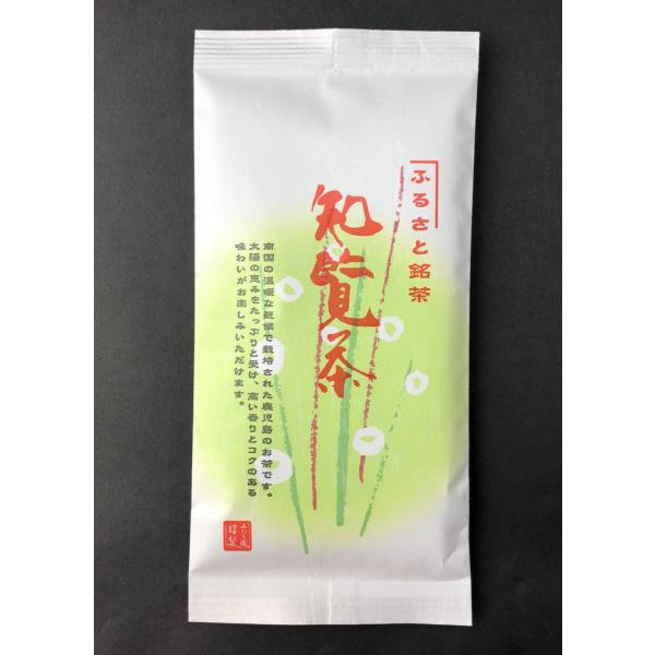 本品は、鹿児島県知覧の茶葉を使用した煎茶です。鹿児島の中でも良質の茶の産地として知られています。茶葉は若干深むし形で香り高く、コクのある味わいです。弊社が自信をもって選んだ九州最大産地の茶葉の味わいをお楽しみください。※ご不明な点がございま...
