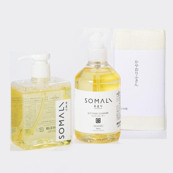 【商品説明】●内容量：キッチンクリーナー：300ml、台所用石けん：300ml●セット内容：キッチンクリーナー×1、台所用石けん×1、かやおりふきん×1●原産国：日本●箱サイズ：約縦27.5×横17.5×高さ7.5cm●JAN：494452...