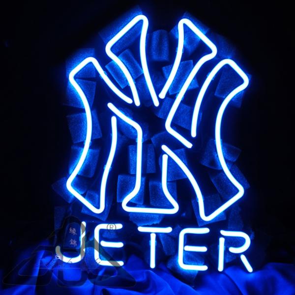 ・深みあるブルーの光が空間をスタイリッシュに演出・バー、クラブ、スポーツバー、飲食店の店舗装飾に最適・野球ファンのインテリアライトとしても大人気・集客効果抜群で、店頭や店内を一瞬で目立たせるアクセントに・本物のガラスネオン管を使用し、LED...