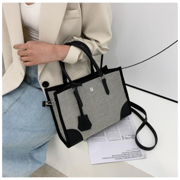 メンズ/レディース：レディース, ガールズ柄：無地バッグ、小物素材：帆布、布製色：ブラック系, グレー系サイズA（大）幅（cm）：35高さ（cm）：25マチ（cm）：13持ち手(cm)：120サイズB（小）幅（cm）：29高さ（cm）：21...