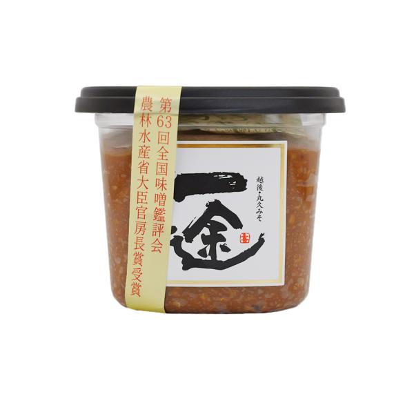 新潟県上越市南本町雁木通りに店を構える、創業嘉永3年(1850年)と約170年の歴史ある老舗「丸久味噌」。国産大豆と味噌づくりの要である糀の原料となる米は新潟県産丸米と原材料にこだわっています。一途は北海道産白目大豆を使用し、天然醸造でじっ...