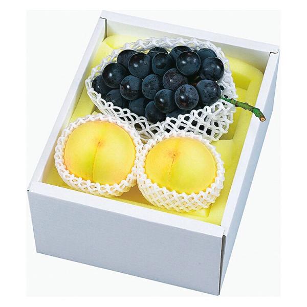 内容：白桃約240g×2、ニューピオーネ約450〜500g／岡山産（カタログ番号：0888）