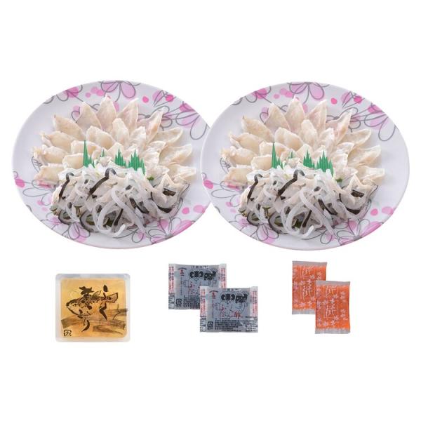 賞味期間：冷凍90日内容：真ふぐ霜降り刺身35g×2／国産、とらふぐ皮20g×2／(原)国産、ふぐ煮こごり100g、ふくポン酢、もみじおろし10g×各2（カタログ番号：1103）