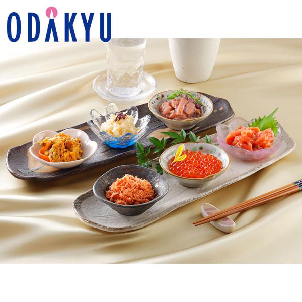 加工地：釧路市産地：北海道他箱サイズ：14×17.5×5(cm)賞味期限：出荷日より冷蔵15日間内容：いくら醤油漬40ｇ、紅鮭茶漬30ｇ、やわらかほぐし帆立貝柱30ｇ、つぶ貝のうに和え45ｇ、鮭の切込45ｇ、いか塩辛45ｇ