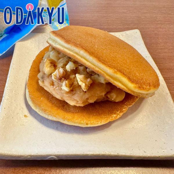 重さ：約0.5kg箱サイズ：30×12.5×6(cm)賞味期間：発送日含め2週間以内内容：クルミ焦がしキャラメルどら焼き５個