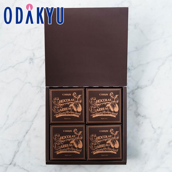 アルコール：微量(1％未満)箱サイズ：縦15.5×横16.0×高さ3.5(cm)賞味期間：製造日より常温72日内容：葉山のショコラ・カロ×4個