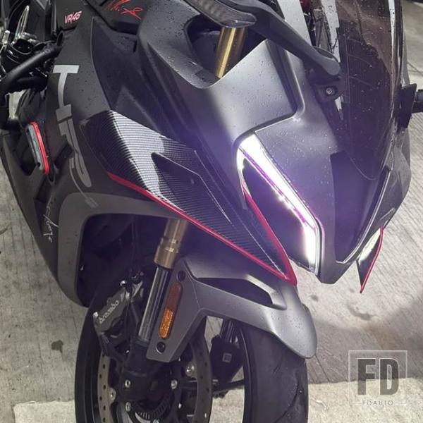 CFMOTO 450SR 450SRS 2022-2024 バイク サイドダウンフォースネイキッドスポイラー固定ウィングレットフェアリングウィングデフレクター■仕様 【爆買】高懸念化学物質:なし原産国:中国