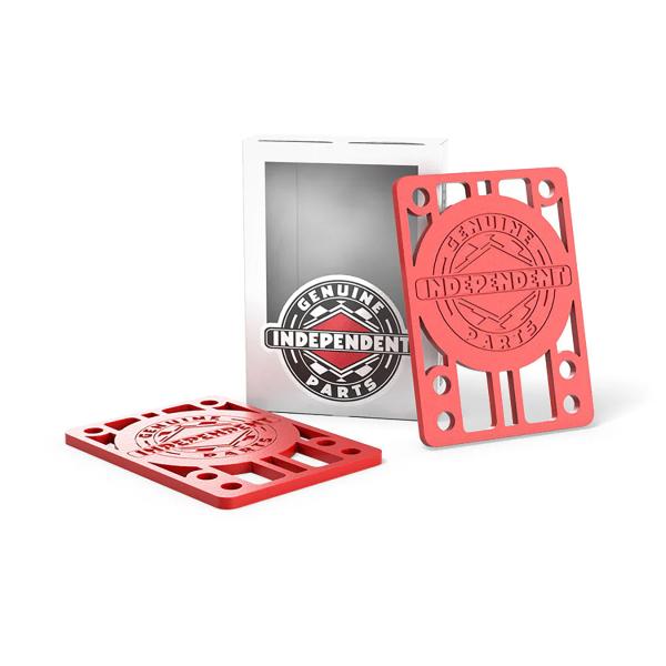 INDEPENDENT RISER PADS 1/8 Red (２枚組）インデペンデント ライザーパッドサイズ：1/8"(約3mm)ビスのサイズは1インチ以上が適合いたします。2枚1セットINDEPENDENTロゴが入ったライザーパッド。ガ...