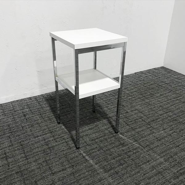 ■取り扱い番号AD-873840B■仕様メーカー : オカムラ製品名 : 電話台 4313BA色素材 : ホワイト外寸 : 幅350mm 奥行き350mm 高さ700mm ランク : Bランク■特徴天板:メラミン化粧板最大積載質量(等分布)...