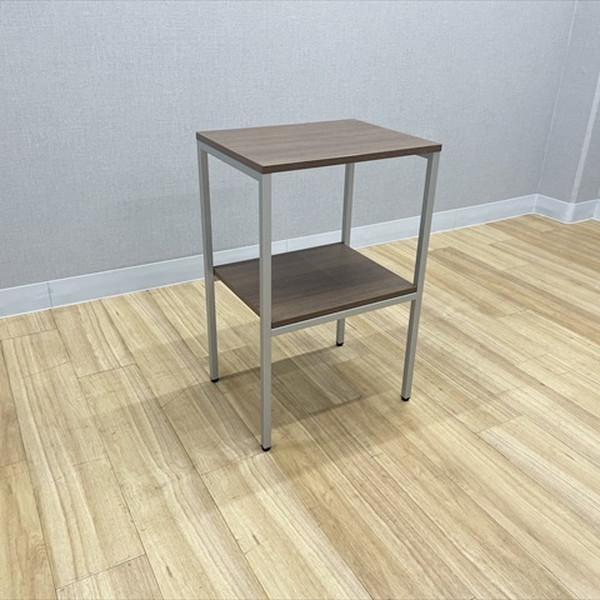 ■取り扱い番号AD-878893B■仕様メーカー : オカムラ製品名 : 電話台 4L93 スクエアタイプ 4L93AA MK19色素材 : ネオウッドダーク外寸 : 幅450mm 奥行き350mm 高さ700mm ランク : Bランク■特...