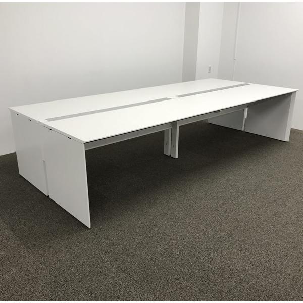 ■取り扱い番号DF-879017B■仕様メーカー : コクヨ製品名 : WorkVista色素材 : ホワイト外寸 : 幅3200mm 奥行き1400mm 高さ720mm ランク : Bランク■特徴配線口:直線タイプ天板:W1600×4天板...