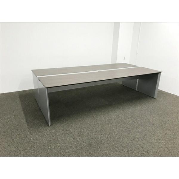 ■取り扱い番号DF-883225B■仕様メーカー : コクヨ製品名 : WorkVista色素材 : アッシュブラウン外寸 : 幅2800mm 奥行き1400mm 高さ720mm ランク : Bランク■特徴配線口:直線タイプ天板:W2800...