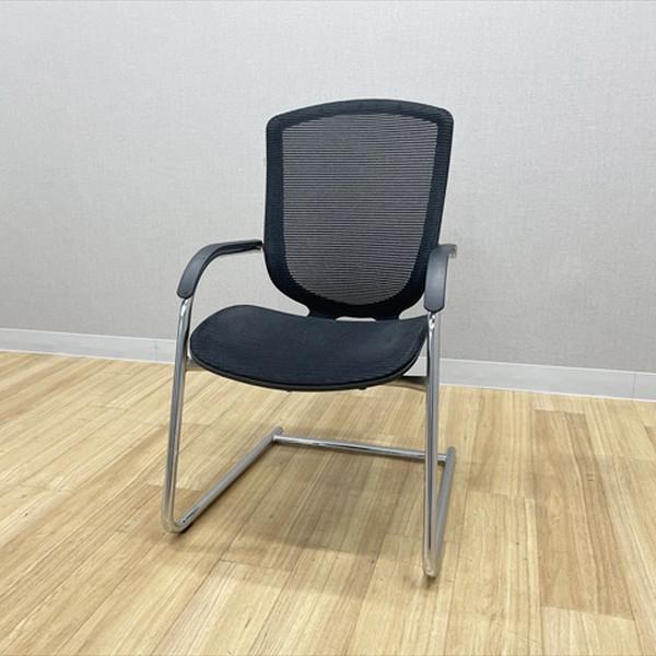 ■取り扱い番号IM-878320B■仕様メーカー : オカムラ製品名 : Contessa コンテッサチェア色素材 : ブラック外寸 : 幅620mm 奥行き675mm 高さ984mm ランク : Bランク■特徴張地:メッシュ肘:固定肘クッ...