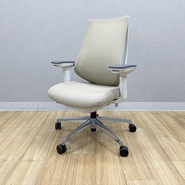 【商品概要】体重に合わせてロッキングの強さを自動調整するオートフィットロッキング機能を搭載しており、誰が座っても理想的な座り心地を瞬時に提供します。【特徴】アジャスタブルアーム： 肘掛けは上下、左右角度、前後のスライド調節が可能。キーボード...