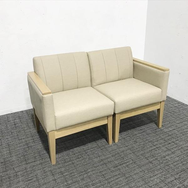 ■取り扱い番号IR-874868B■仕様製品名 : ロビーチェア 2点セット アスプルンド 木脚ソファ Y295色素材 : ライトブラウン外寸 : 幅1140mm 奥行き570mm 高さ750mm ランク : Bランク■特徴張地:ビニールレ...