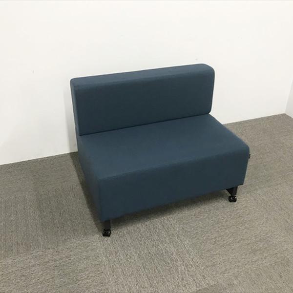 ■取り扱い番号RI-852247B■仕様メーカー : イトーキ製品名 : 応接用ソファ 1人用 ハックス キャスター付 FHCA-096SF-T1B4色素材 : ダックブルー外寸 : 幅900mm 奥行き600mm 高さ720mm ランク ...
