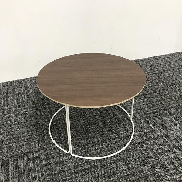 ■取り扱い番号TL-867442B■仕様メーカー : コクヨ製品名 : ローテーブル  CK-750 T75T-2M-MW51色素材 : ブラウンウォールナット外寸 : 幅600mm 奥行き600mm 高さ385mm ランク : Bランク■...