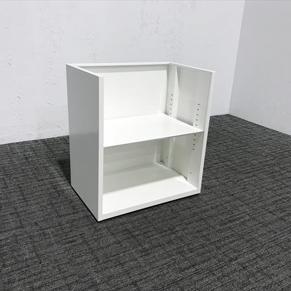 ■取り扱い番号WR-874126C■仕様メーカー : オカムラ製品名 : ラックワゴン デスクサイドワゴン キャスター付 DD38ZE Z975色素材 : ネオホワイト外寸 : 幅550mm 奥行き350mm 高さ610mm ランク : C...