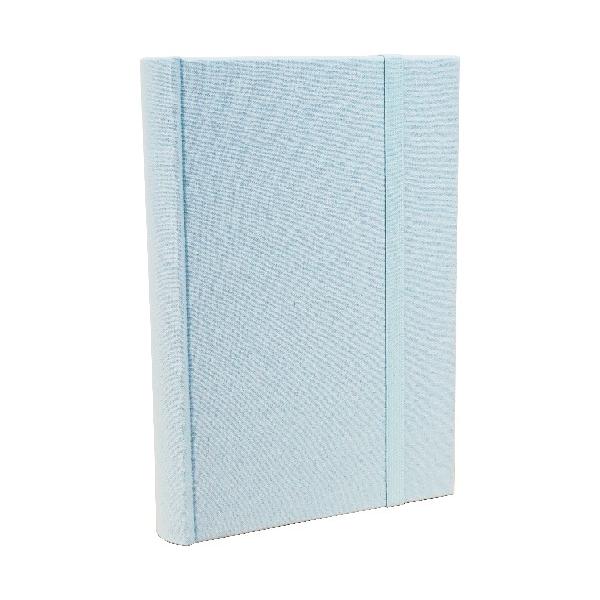 ■外寸：204x294x48mm■重量：780g■収納サイズ：L判300枚収納■本体表紙：布製■台紙：紙、PP