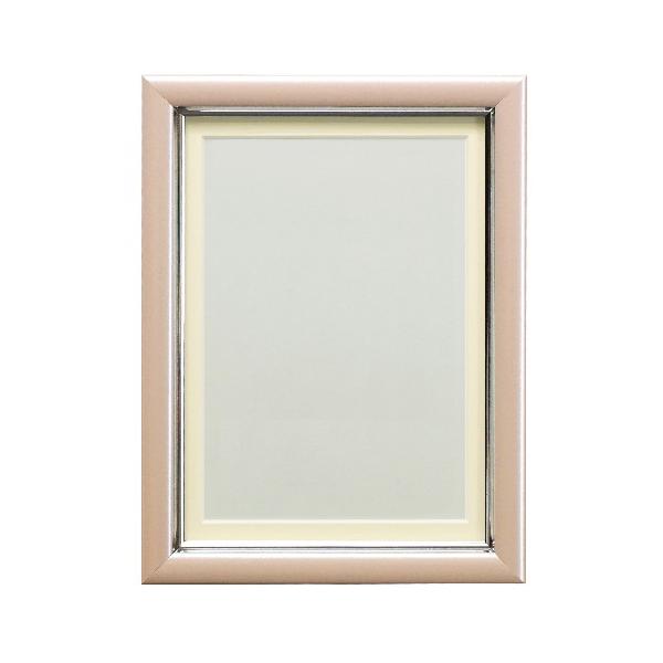 ■外寸：142 x 189mm■内寸：121 x 168mm■重量：220g■パッケージ：かぶせ箱（白箱）■対応サイズ：キャビネ判■柄：無地■本体：樹脂製■面材：ガラス縦横兼用スタンド付縦横 兼用・置きのみマット1枚付 [窓寸] 100 x...