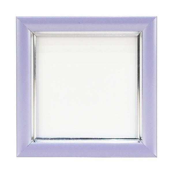 ■外寸：112×112mm■内寸：90×90mm■重量：100g■パッケージ：かぶせ箱（白箱）■対応サイズ：ましかく（89×89mm）■柄：無地■本体：樹脂製■面材：ガラス縦横兼用スタンド付置きのみ