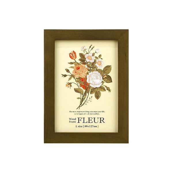 ■外寸：110 x 148 x 19mm■内寸：89 x 127mm■窓寸：82 x 120mm■重量：140g■パッケージ：かぶせ箱（白箱）■対応サイズ：L判■柄：木目■本体：木製■面材：ガラス壁掛用金具（吊り紐無し）・縦横兼用スタンド付...