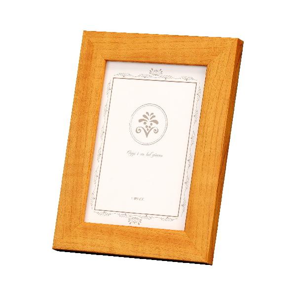 ■外寸：120 x 158mm■内寸：89 x 127mm■窓寸：79 x 117mm■重量：160g■パッケージ：ヘッダー付 OPP袋■対応サイズ：L判■柄：木目■本体：樹脂製■面材：ガラス壁掛用金具（吊り紐無し）・縦横兼用スタンド付縦横...