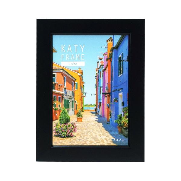 ■外寸：119 x 158mm■内寸：89 x 127mm■窓寸：83 x 122mm■重量：190g■パッケージ：ヘッダー付 OPP袋■対応サイズ：L判■柄：木目/無地■本体：樹脂製■面材：ガラス縦横兼用スタンド付縦横 兼用・置きのみ