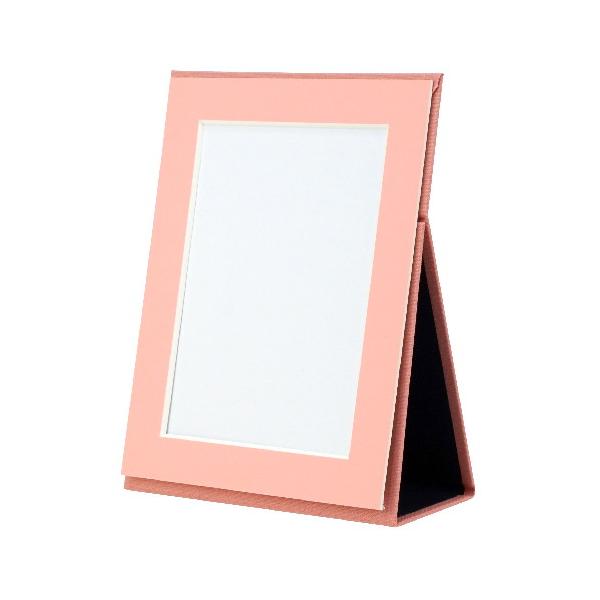 ■外寸：136×177×9ｍｍ（折りたたみ時）■窓寸：117×79mm■重量：100g■パッケージ：PP袋■対応サイズ：L判（89×127mm）■本体：紙、布置きのみ※窓に透明シートなどはついていません。