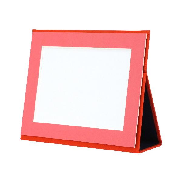 ■外寸：225×180×9mm（折りたたみ時）■窓寸：168×117mm■重量：170g■パッケージ：PP■対応サイズ：2L（127×178mm）■本体：紙、布置きのみ※窓に透明シートなどはついていません