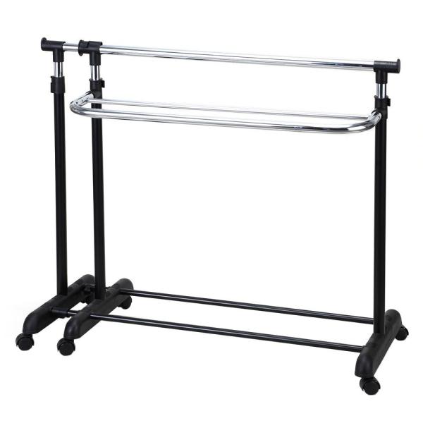 スペースに応じて、高さと幅を各々調整できる便利な大型パイプハンガーです。ネクタイ、ベルト等を掛けられるフロントハンガー付。