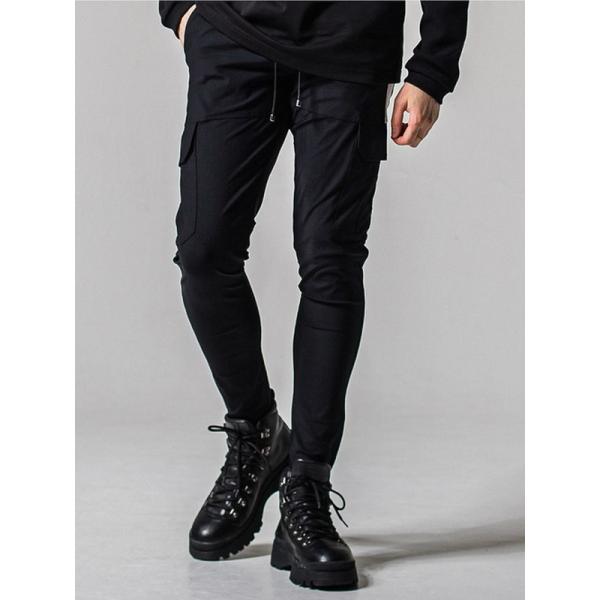 【発売日：2026年09月30日】RESOUND CLOTHING リサウンドクロージング27,000 円 (税込 29,700 円)定番ナイロンカーゴパンツ ダレル薄い素材では初のサイドラインがエコレザーが仲間入り立体感のある腿の切り替え...