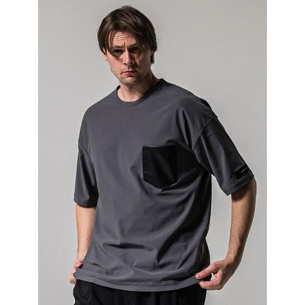 RESOUND CLOTHING リサウンドクロージング14,000 円 (税込 15,400 円)エコレザーポケットルーズTシャツリサウンドのデニムのポケットをイメージしたホームベース型ポケットリアルを追求したエコレザーがアクセント素材は...