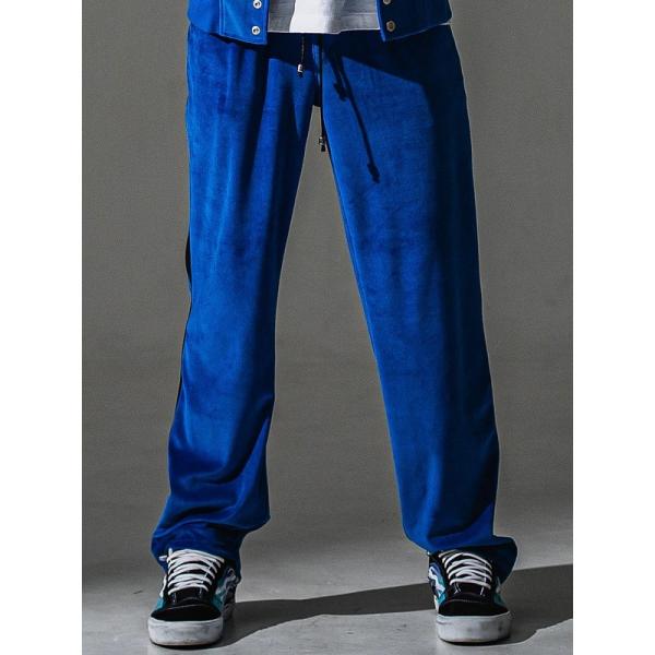 【発売日：2026年10月31日】RESOUND CLOTHING リサウンドクロージング27,000 円 (税込 29,700 円)デニムの5ポケットをベースに作成したラグジュアリートラックパンツワンタックとサイドラインは切り替えで表現し...